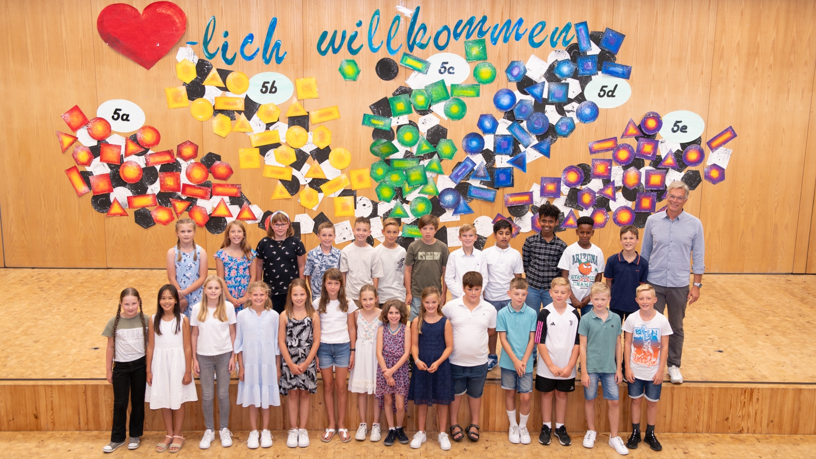 Neue Wigbertschülerinnen und -schüler eingeschult - Wigbertschule